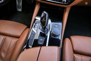 Balts BMW 630 2018 Kauņa, ar dzinēja tilpumu 2.99 L un nobraukumu 245 tūkst. km par 25450 €, foto 24 vietnē AUTOMOTO.COM.LV
