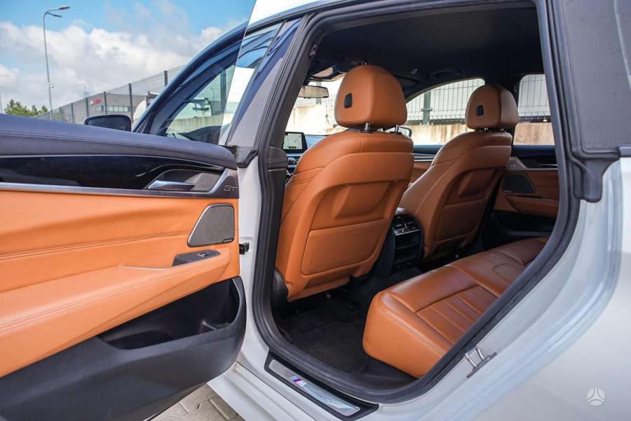 Balts BMW 630 2018 Kauņa, ar dzinēja tilpumu 2.99 L un nobraukumu 245 tūkst. km par 25450 €, foto 38 vietnē AUTOMOTO.COM.LV