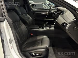 White BMW 630 2018 in Riga, with an engine capacity of 3.00 L and mileage of 134 thousand km for 25990 €, photo 15 on AUTOMOTO.COM.LV