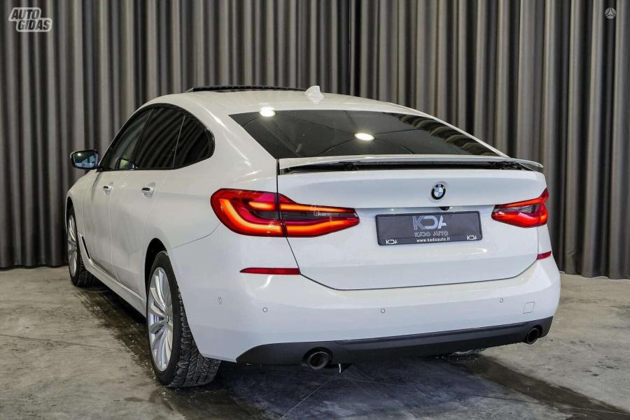 White BMW 630 2018 in Marijampole, with an engine capacity of 3.00 L and mileage of 230 thousand km for 22750 €, photo 11 on AUTOMOTO.COM.LV