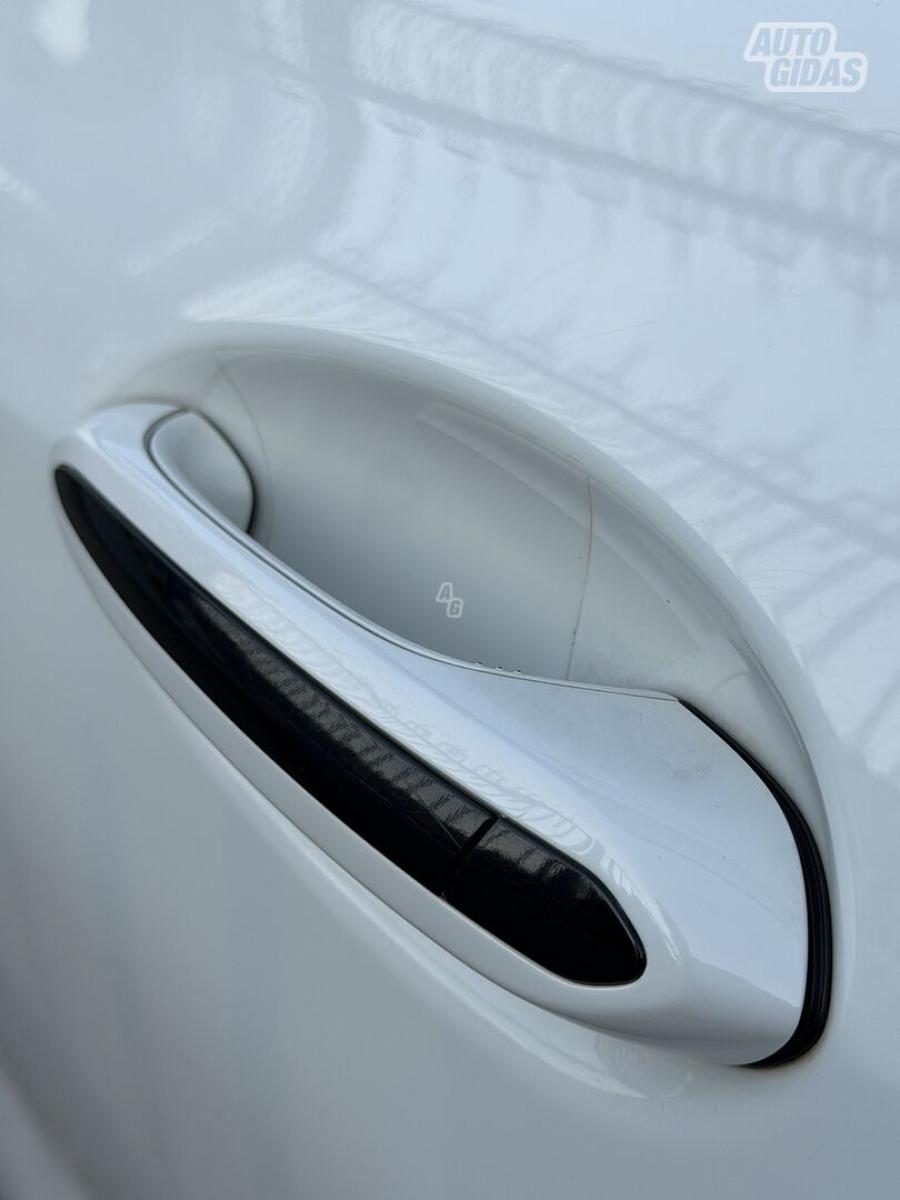 White BMW 630 2018 in Vilnius, with an engine capacity of 3.00 L and mileage of 272 thousand km for 26000 €, photo 14 on AUTOMOTO.COM.LV