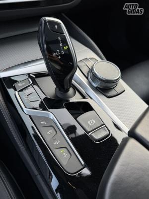 White BMW 630 2018 in Vilnius, with an engine capacity of 3.00 L and mileage of 272 thousand km for 26000 €, photo 21 on AUTOMOTO.COM.LV