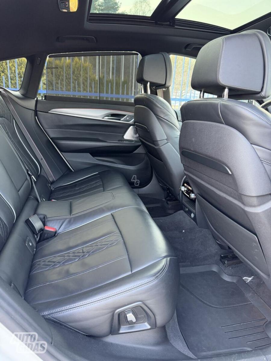 White BMW 630 2018 in Vilnius, with an engine capacity of 3.00 L and mileage of 272 thousand km for 26000 €, photo 26 on AUTOMOTO.COM.LV