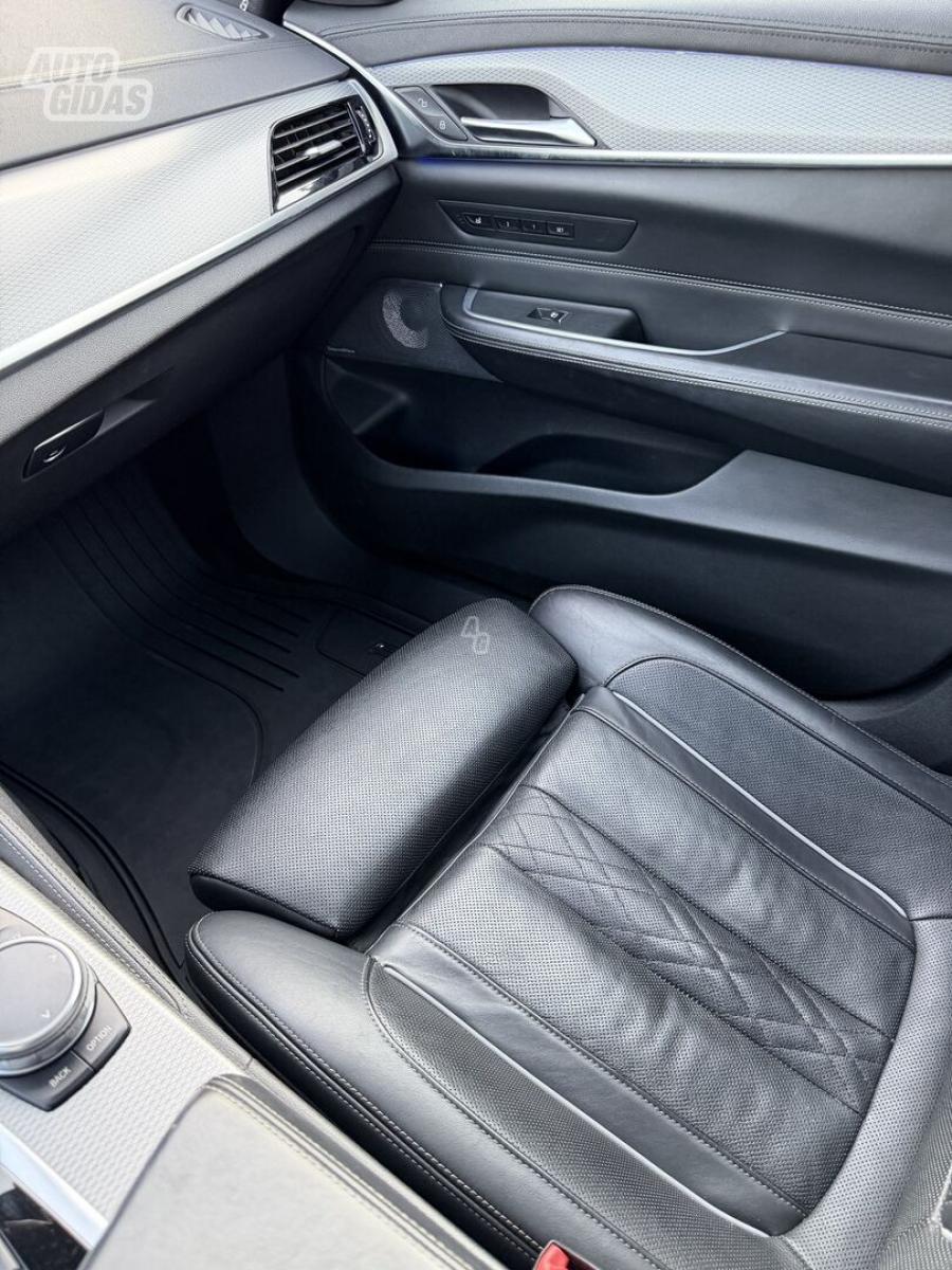 White BMW 630 2018 in Vilnius, with an engine capacity of 3.00 L and mileage of 272 thousand km for 26000 €, photo 30 on AUTOMOTO.COM.LV