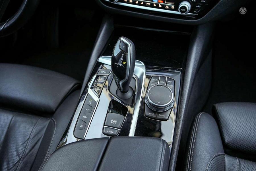 White BMW 630 2018 in Kaunas, with an engine capacity of 2.99 L and mileage of 230 thousand km for 21750 €, photo 26 on AUTOMOTO.COM.LV
