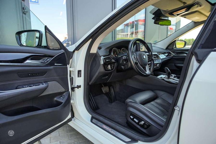 White BMW 630 2018 in Kaunas, with an engine capacity of 2.99 L and mileage of 230 thousand km for 21750 €, photo 28 on AUTOMOTO.COM.LV