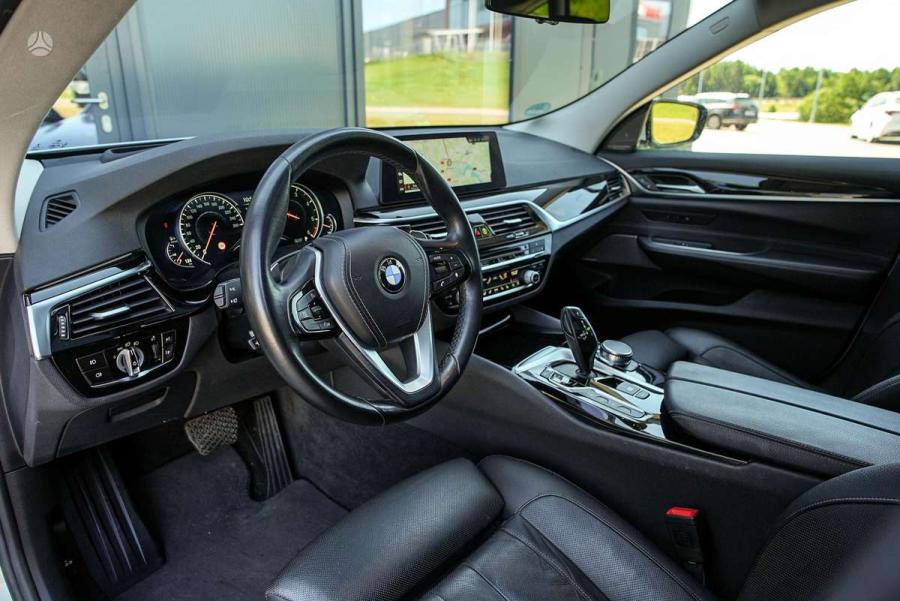 White BMW 630 2018 in Kaunas, with an engine capacity of 2.99 L and mileage of 230 thousand km for 21750 €, photo 30 on AUTOMOTO.COM.LV
