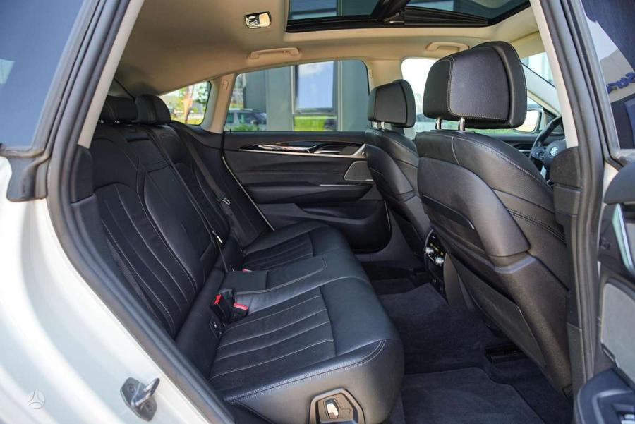 White BMW 630 2018 in Kaunas, with an engine capacity of 2.99 L and mileage of 230 thousand km for 21750 €, photo 39 on AUTOMOTO.COM.LV