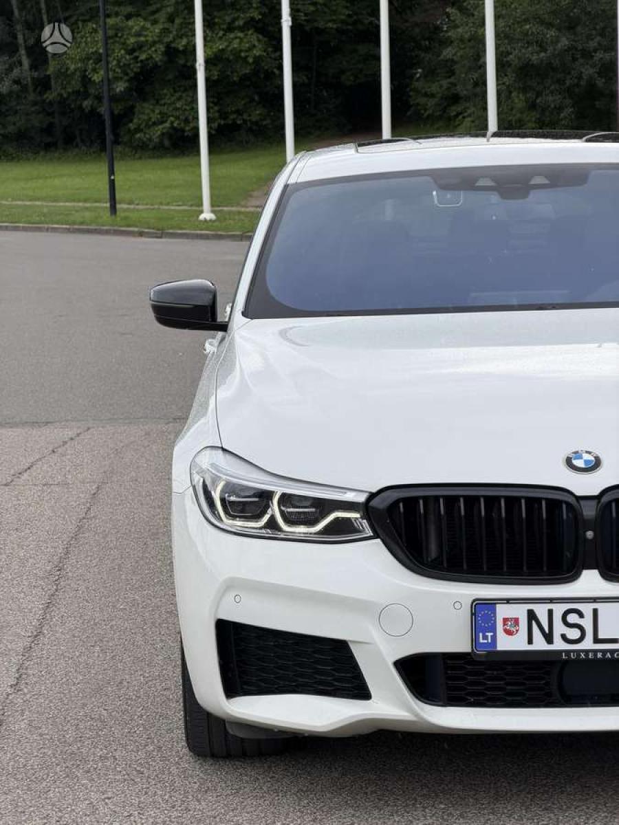 White BMW 630 2018 in Vilnius, with an engine capacity of 2.99 L and mileage of 272 thousand km for 25500 €, photo 6 on AUTOMOTO.COM.LV