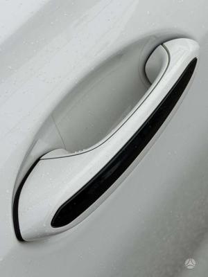 White BMW 630 2018 in Vilnius, with an engine capacity of 2.99 L and mileage of 272 thousand km for 25500 €, photo 12 on AUTOMOTO.COM.LV