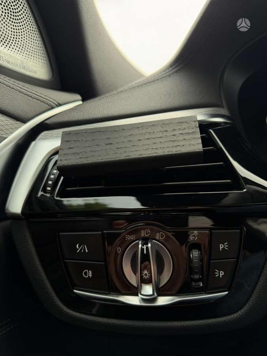 White BMW 630 2018 in Vilnius, with an engine capacity of 2.99 L and mileage of 272 thousand km for 25500 €, photo 21 on AUTOMOTO.COM.LV