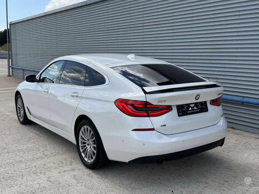 Balts BMW 630 2019 Viļņa, ar dzinēja tilpumu 2.99 L un nobraukumu 219 tūkst. km par 22900 €, foto 4 vietnē AUTOMOTO.COM.LV