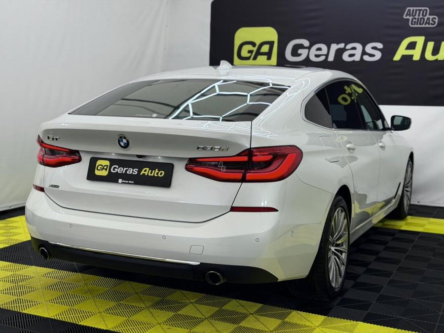White BMW 630 2019 in Avizieniai, with an engine capacity of 3.00 L and mileage of 176 thousand km for 27490 €, photo 5 on AUTOMOTO.COM.LV
