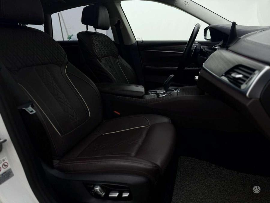 Balts BMW 630 2019 Viļņa, ar dzinēja tilpumu 2.99 L un nobraukumu 176 tūkst. km par 27000 €, foto 16 vietnē AUTOMOTO.COM.LV