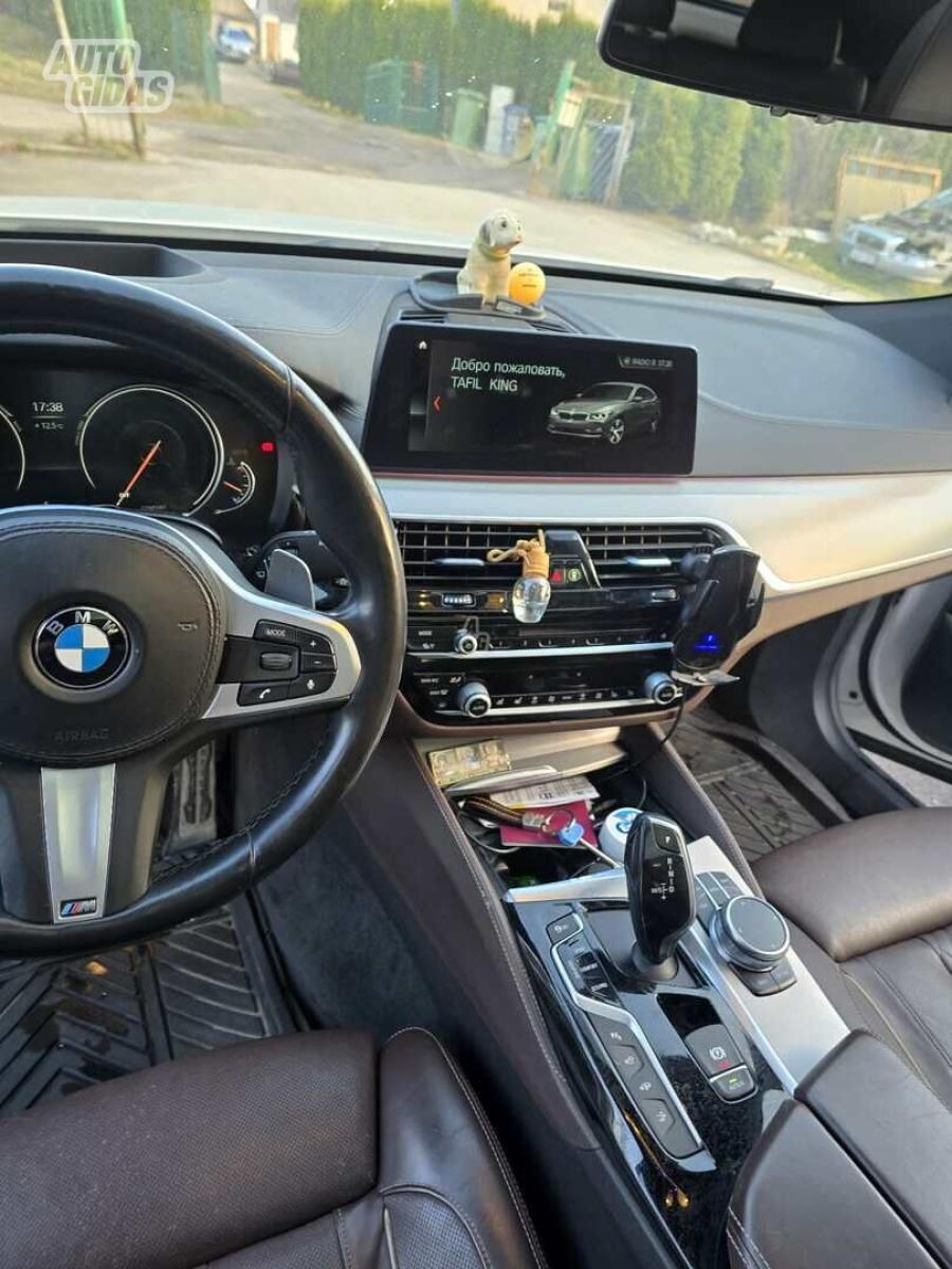 White BMW 630 2018 in Vilnius, with an engine capacity of 3.00 L and mileage of 255 thousand km for 29000 €, photo 8 on AUTOMOTO.COM.LV