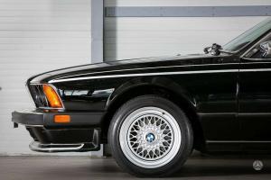 Melns BMW 635 1986 Tukums, ar dzinēja tilpumu 3.43 L un nobraukumu 260 tūkst. km par 30000 €, foto 10 vietnē AUTOMOTO.COM.LV