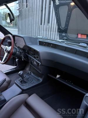 Black BMW 635 1988 in Riga, with an engine capacity of 3.50 L and mileage of 1 thousand km for 49900 €, photo 25 on AUTOMOTO.COM.LV