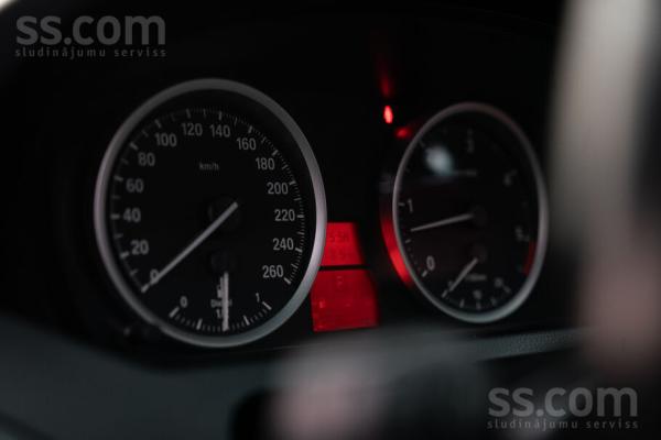Black BMW 635 2008 in Riga, with an engine capacity of 3.00 L and mileage of 250 thousand km for 8000 €, photo 10 on AUTOMOTO.COM.LV