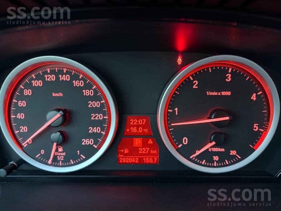 Melns BMW 635 2009 Rīga, ar dzinēja tilpumu 3.00 L un nobraukumu 292 tūkst. km par 9900 €, foto 12 vietnē AUTOMOTO.COM.LV