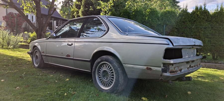 BMW 635 1985 in Vilnius, with an engine capacity of 3.50 L and mileage of 10 thousand km for 5000 €, photo 9 on AUTOMOTO.COM.LV