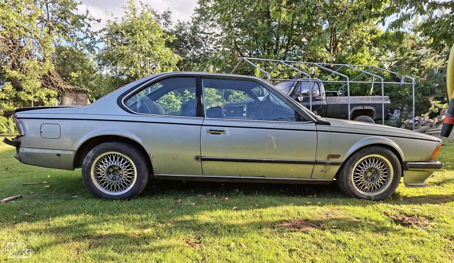 BMW 635 1985 in Vilnius, with an engine capacity of 3.50 L and mileage of 10 thousand km for 5000 €, photo 16 on AUTOMOTO.COM.LV
