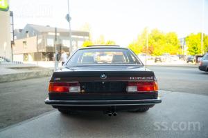 Sarkans BMW 635 1984 Liepāja, ar dzinēja tilpumu 3.50 L un nobraukumu 284 tūkst. km par 19000 €, foto 6 vietnē AUTOMOTO.COM.LV