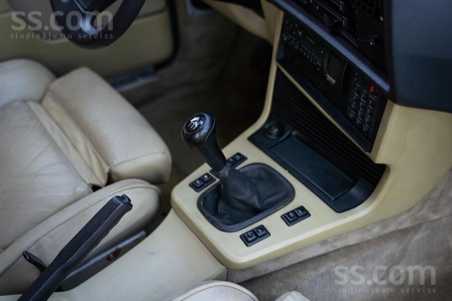 Sarkans BMW 635 1984 Liepāja, ar dzinēja tilpumu 3.50 L un nobraukumu 284 tūkst. km par 19000 €, foto 19 vietnē AUTOMOTO.COM.LV