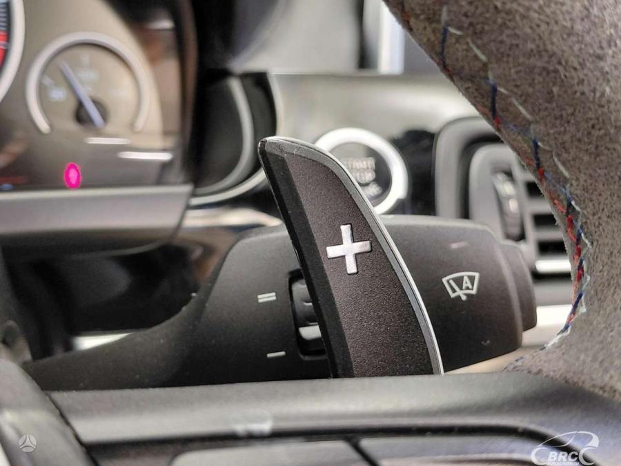 Melns BMW 640 2012 Viļņa, ar dzinēja tilpumu 3.00 L un nobraukumu 214 tūkst. km par 14600 €, foto 25 vietnē AUTOMOTO.COM.LV