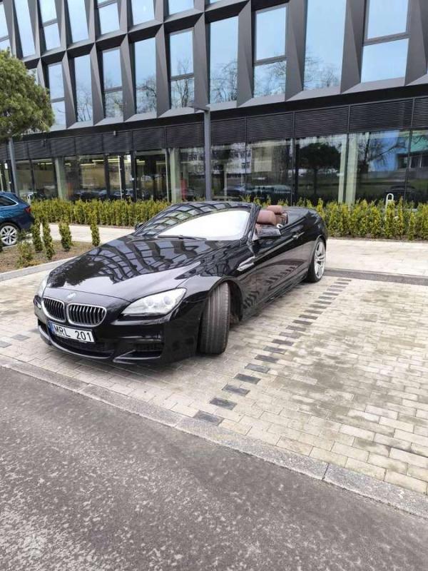 Melns BMW 640 2013 Viļņa, ar dzinēja tilpumu 2.98 L un nobraukumu 101 tūkst. km par 17999 €, foto 1 vietnē AUTOMOTO.COM.LV
