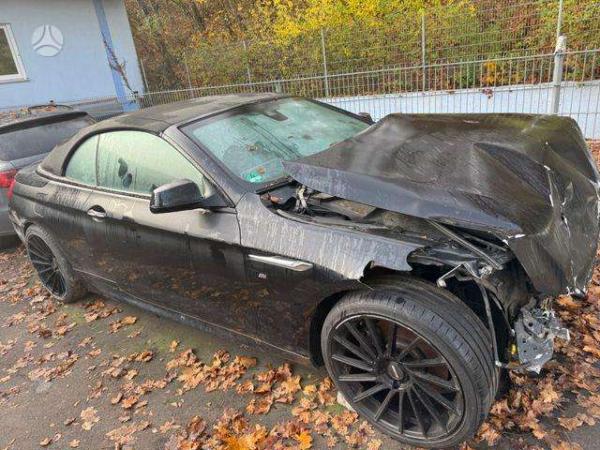 Melns BMW 640 2014 Panevēža, ar dzinēja tilpumu 2.99 L un nobraukumu 150 tūkst. km par 13500 €, foto 3 vietnē AUTOMOTO.COM.LV