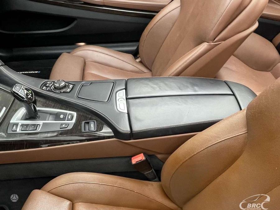 Melns BMW 640 2014 Viļņa, ar dzinēja tilpumu 2.98 L un nobraukumu 139 tūkst. km par 19900 €, foto 25 vietnē AUTOMOTO.COM.LV