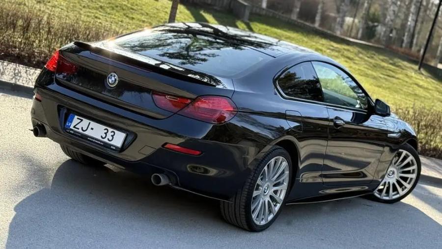 Melns BMW 640 2011 Jūrmala, ar dzinēja tilpumu 3.00 L un nobraukumu 250 tūkst. km par 13950 €, foto 14 vietnē AUTOMOTO.COM.LV