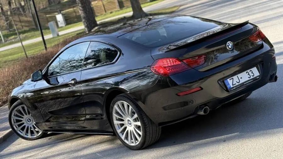 Melns BMW 640 2011 Jūrmala, ar dzinēja tilpumu 3.00 L un nobraukumu 250 tūkst. km par 13950 €, foto 15 vietnē AUTOMOTO.COM.LV