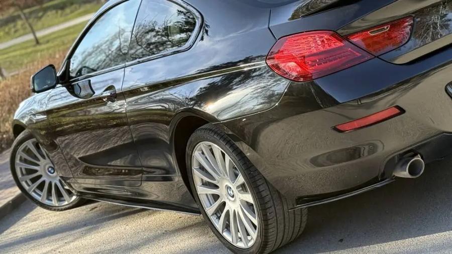 Melns BMW 640 2011 Jūrmala, ar dzinēja tilpumu 3.00 L un nobraukumu 250 tūkst. km par 13950 €, foto 17 vietnē AUTOMOTO.COM.LV