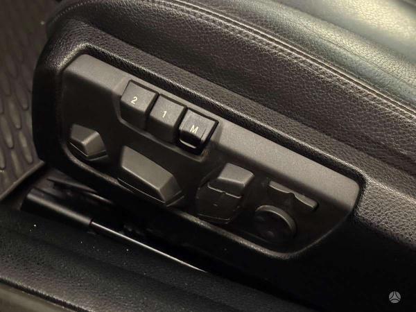 Melns BMW 640 2012 Marijampole, ar dzinēja tilpumu 2.99 L un nobraukumu 255 tūkst. km par 15750 €, foto 6 vietnē AUTOMOTO.COM.LV