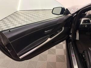 Black BMW 640 2012 in Marijampole, with an engine capacity of 2.99 L and mileage of 255 thousand km for 15750 €, photo 11 on AUTOMOTO.COM.LV