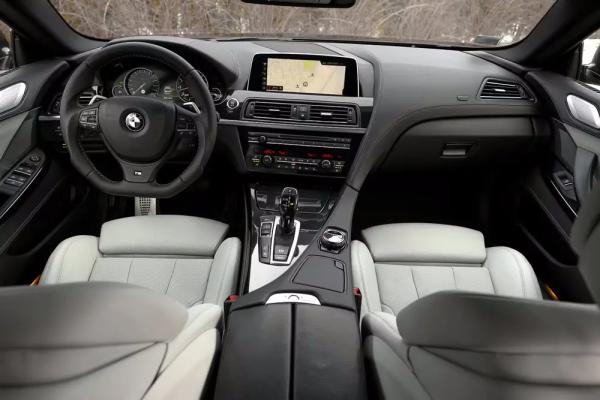 Melns BMW 640 2012 Jelgava, ar dzinēja tilpumu 3.00 L un nobraukumu 100 tūkst. km par 18900 €, foto 7 vietnē AUTOMOTO.COM.LV