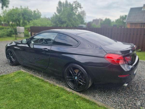 Black BMW 640 2012 in Kaunas, with an engine capacity of 3.00 L and mileage of 184 thousand km for 13450 €, photo 3 on AUTOMOTO.COM.LV