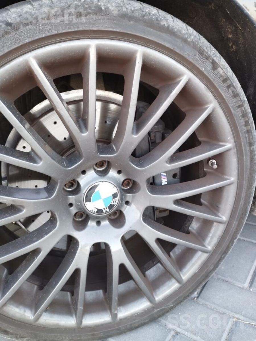 Black BMW 640 2012 in Kuldiga, with an engine capacity of 3.00 L and mileage of 104 thousand km for 17500 €, photo 11 on AUTOMOTO.COM.LV