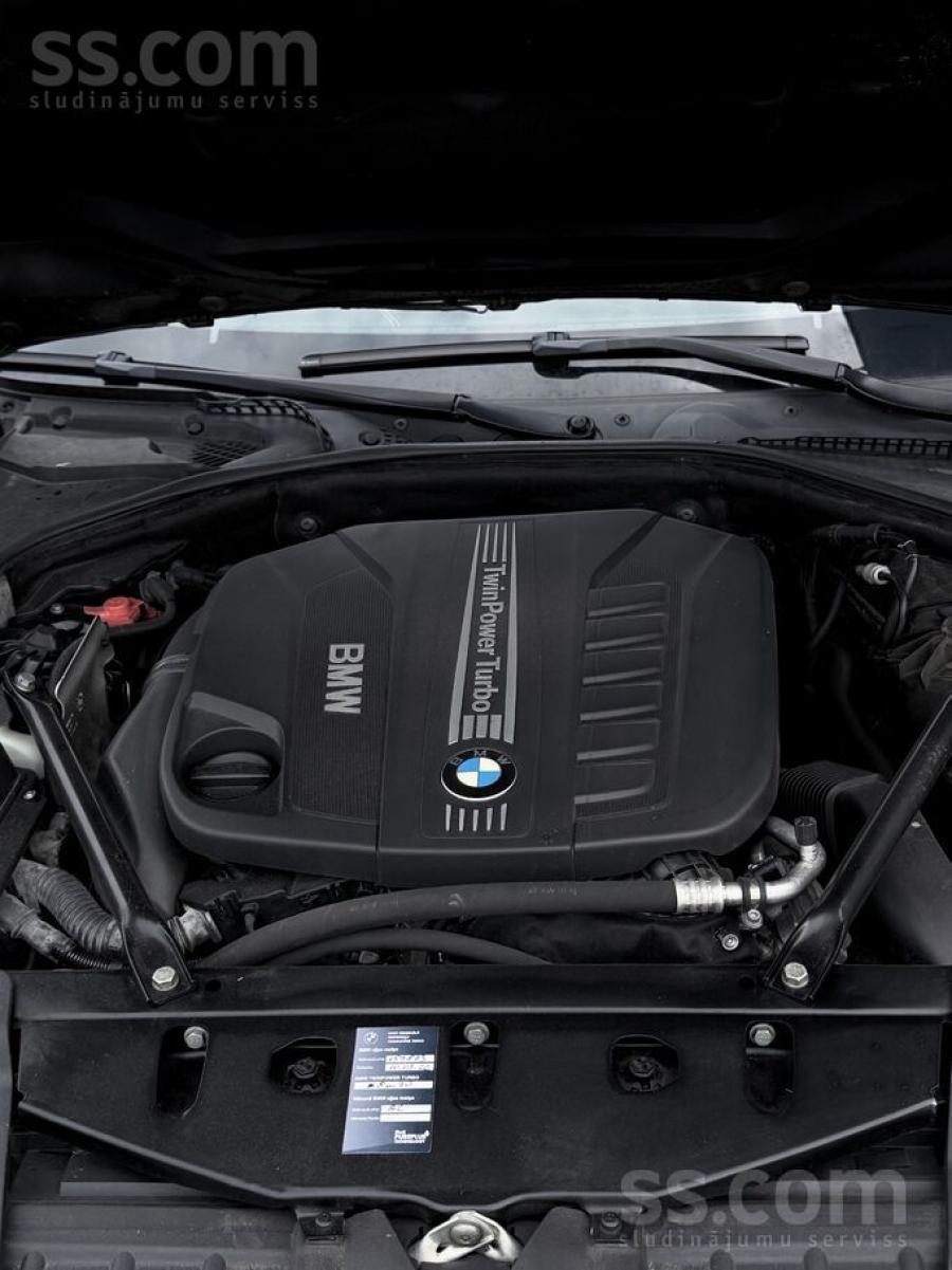 Black BMW 640 2012 in Riga, with an engine capacity of 3.00 L and mileage of 162 thousand km for 16900 €, photo 13 on AUTOMOTO.COM.LV
