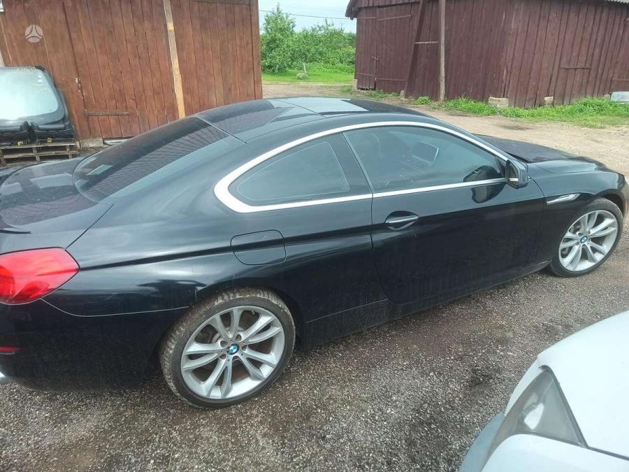 Melns BMW 640 2013 Rokiškis, ar dzinēja tilpumu 2.98 L un nobraukumu 256 tūkst. km par 8300 €, foto 5 vietnē AUTOMOTO.COM.LV