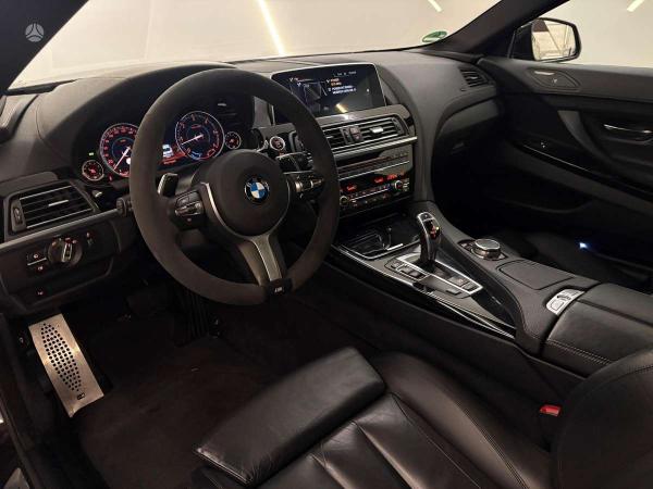 Melns BMW 640 2015 Marijampole, ar dzinēja tilpumu 2.99 L un nobraukumu 200 tūkst. km par 16650 €, foto 2 vietnē AUTOMOTO.COM.LV