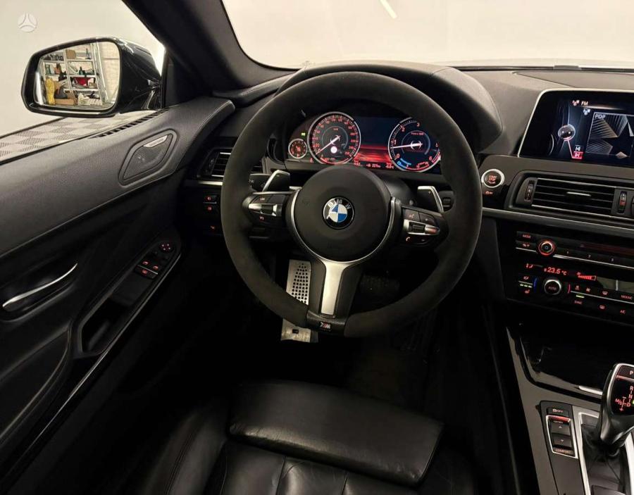 Melns BMW 640 2015 Marijampole, ar dzinēja tilpumu 2.99 L un nobraukumu 200 tūkst. km par 16650 €, foto 19 vietnē AUTOMOTO.COM.LV