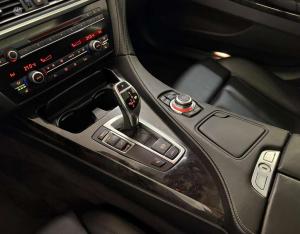 Melns BMW 640 2012 Marijampole, ar dzinēja tilpumu 2.99 L un nobraukumu 228 tūkst. km par 14650 €, foto 16 vietnē AUTOMOTO.COM.LV