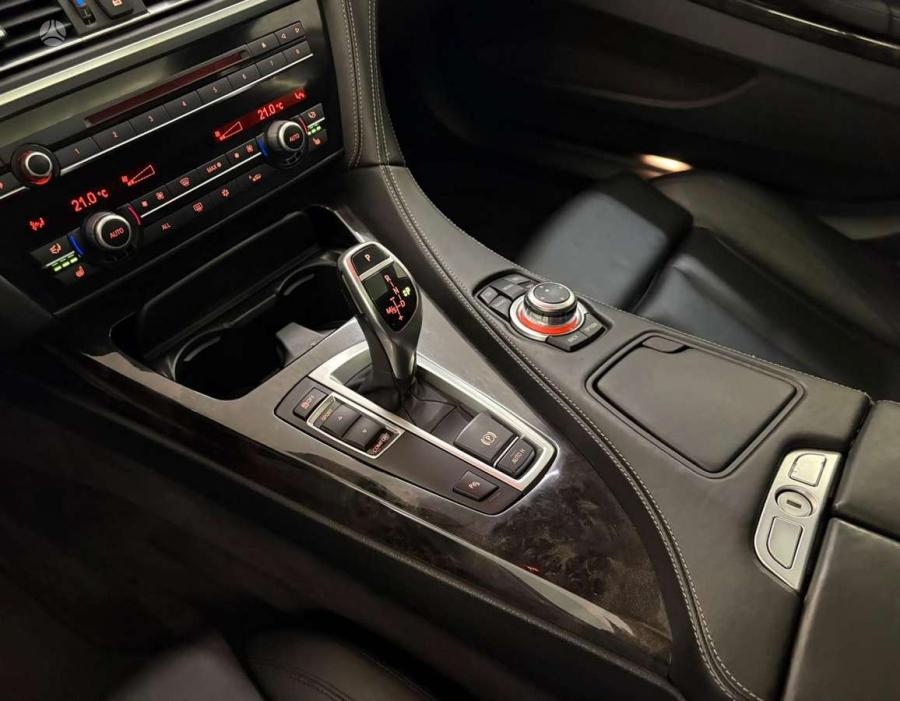 Melns BMW 640 2012 Marijampole, ar dzinēja tilpumu 2.99 L un nobraukumu 228 tūkst. km par 14650 €, foto 16 vietnē AUTOMOTO.COM.LV
