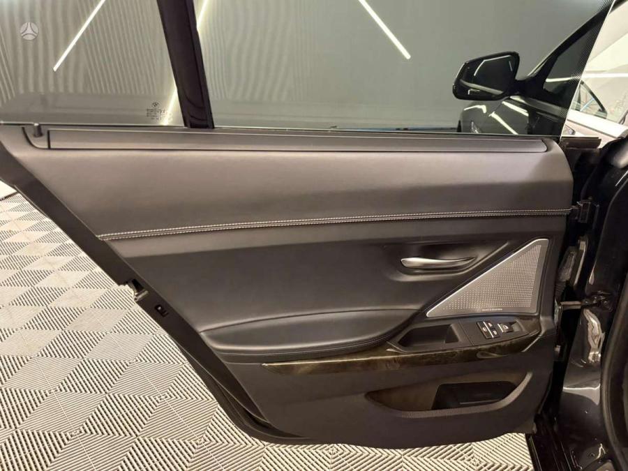 Melns BMW 640 2012 Marijampole, ar dzinēja tilpumu 2.99 L un nobraukumu 228 tūkst. km par 14650 €, foto 20 vietnē AUTOMOTO.COM.LV