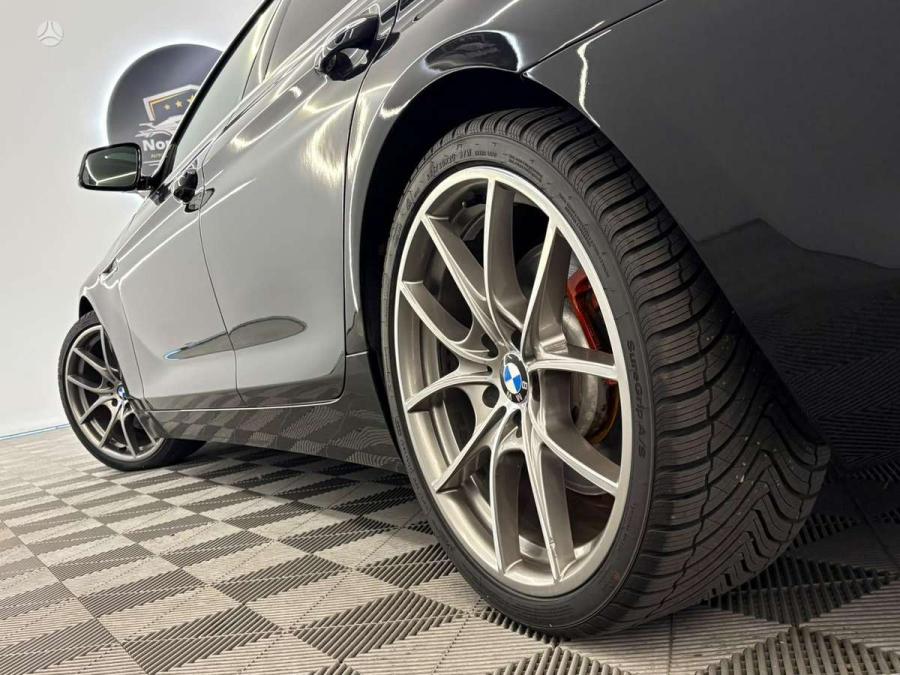 Melns BMW 640 2012 Marijampole, ar dzinēja tilpumu 2.99 L un nobraukumu 228 tūkst. km par 14650 €, foto 23 vietnē AUTOMOTO.COM.LV