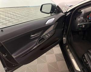 Melns BMW 640 2012 Marijampole, ar dzinēja tilpumu 2.99 L un nobraukumu 228 tūkst. km par 14650 €, foto 28 vietnē AUTOMOTO.COM.LV