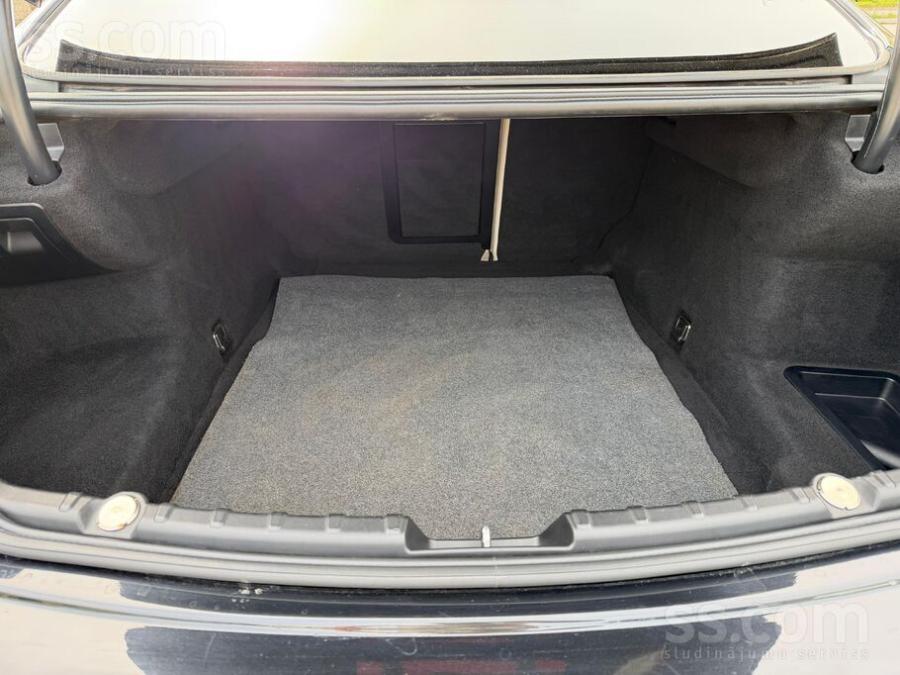 Black BMW 640 2012 in Kuldiga, with an engine capacity of 3.00 L and mileage of 163 thousand km for 18000 €, photo 11 on AUTOMOTO.COM.LV