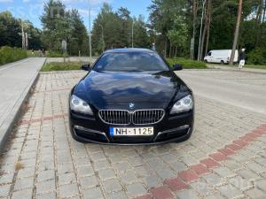 Black BMW 640 2013 in Riga, with an engine capacity of 3.00 L and mileage of 288 thousand km for 13500 €, photo 11 on AUTOMOTO.COM.LV
